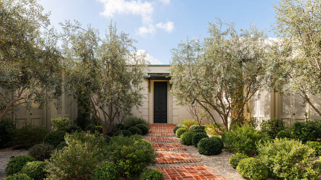 Maytor Place by Marmol Radziner - Project Feature - The Local Project