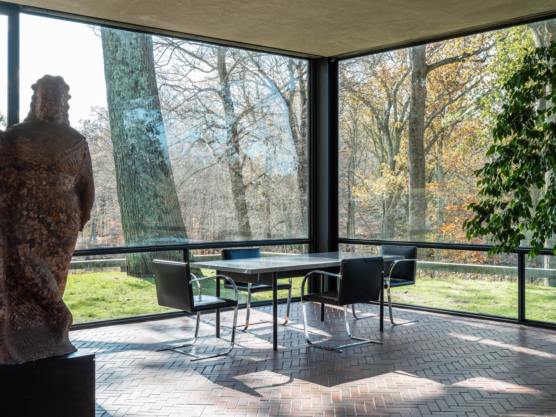 Travel: The Glass House by Philip Johnson - Issue 16 Feature - The ...