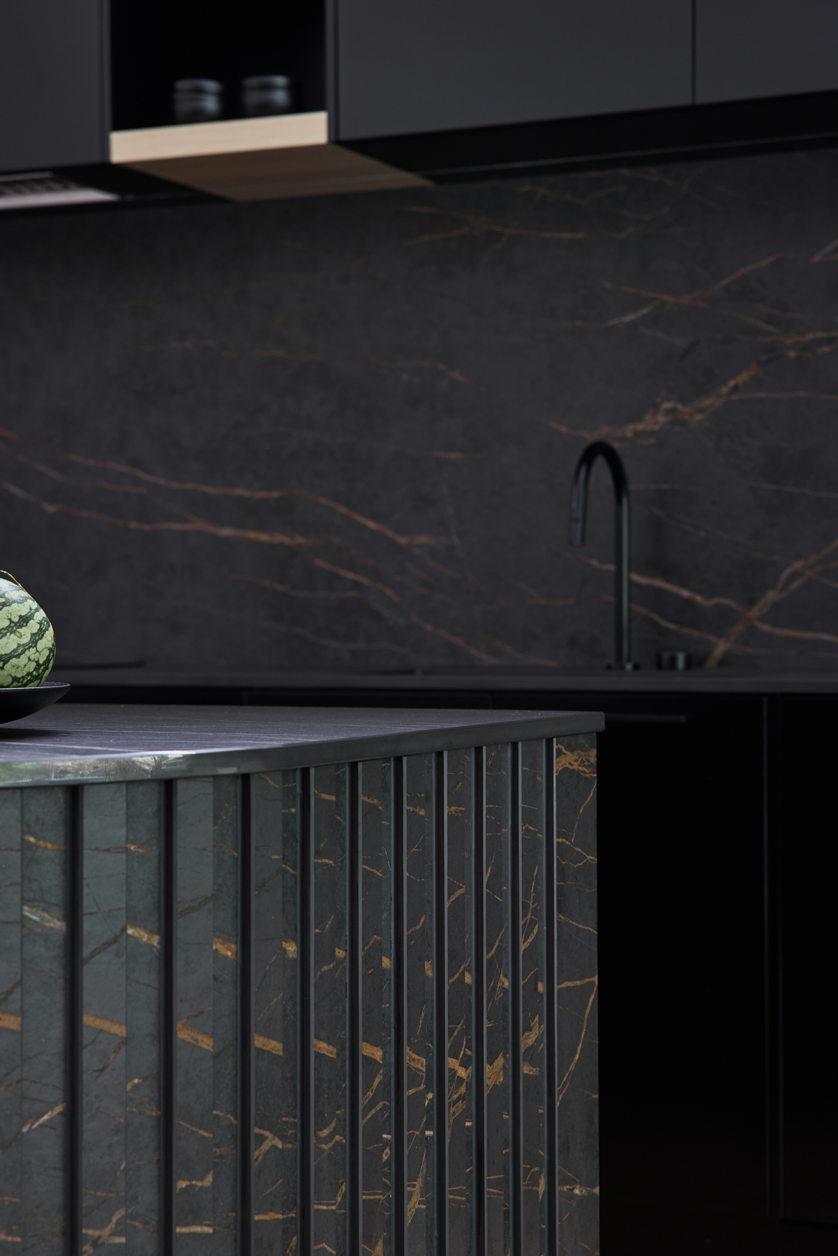 Ombra House by Urban Abode Building Design and Studio K Interior Design ...