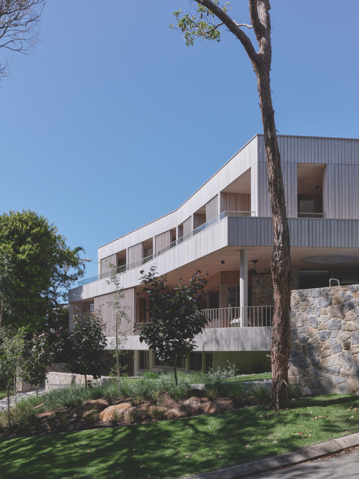 Pavilion House by Rob Kennon Architects - Issue 17 Feature - The Local ...