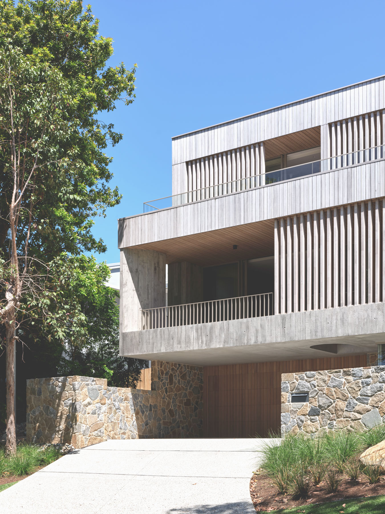 Sunshine Beach House by Kelder Architects - Issue 17 Feature - The Local Project