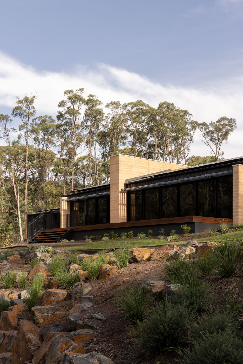 Molteni&C Melbourne Flagship Showroom - Issue 14 Feature - The Local Project