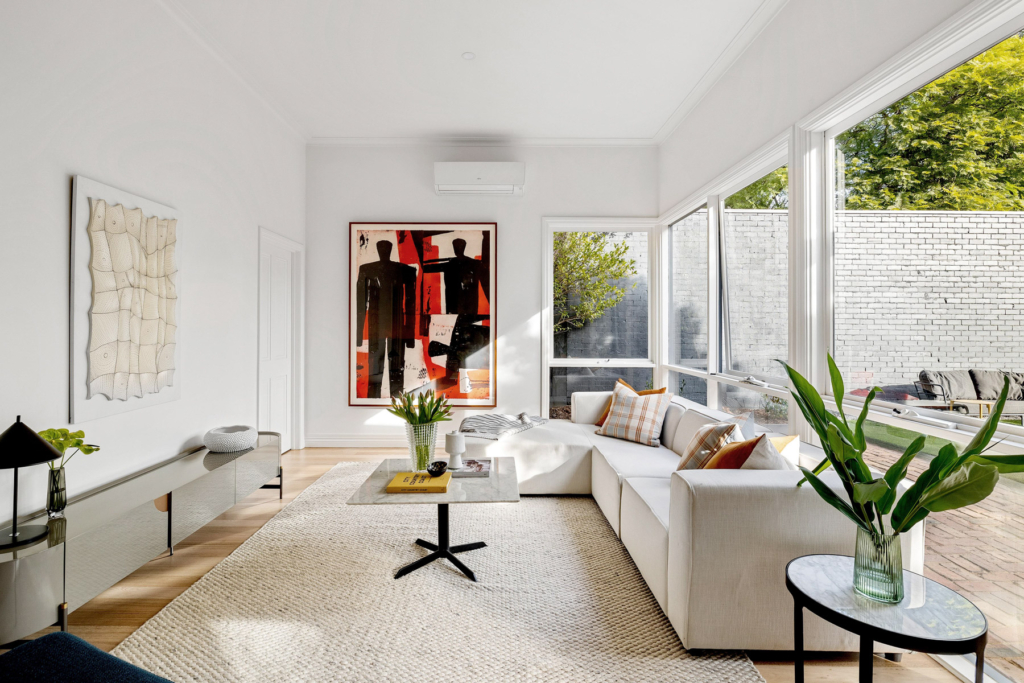 Jellis Craig: Making First Impressions Count - Issue 17 Feature - The ...