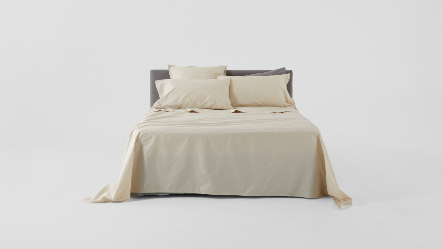Bed Cover - Cicada by Hanna Home - Product Directory - The Local Project