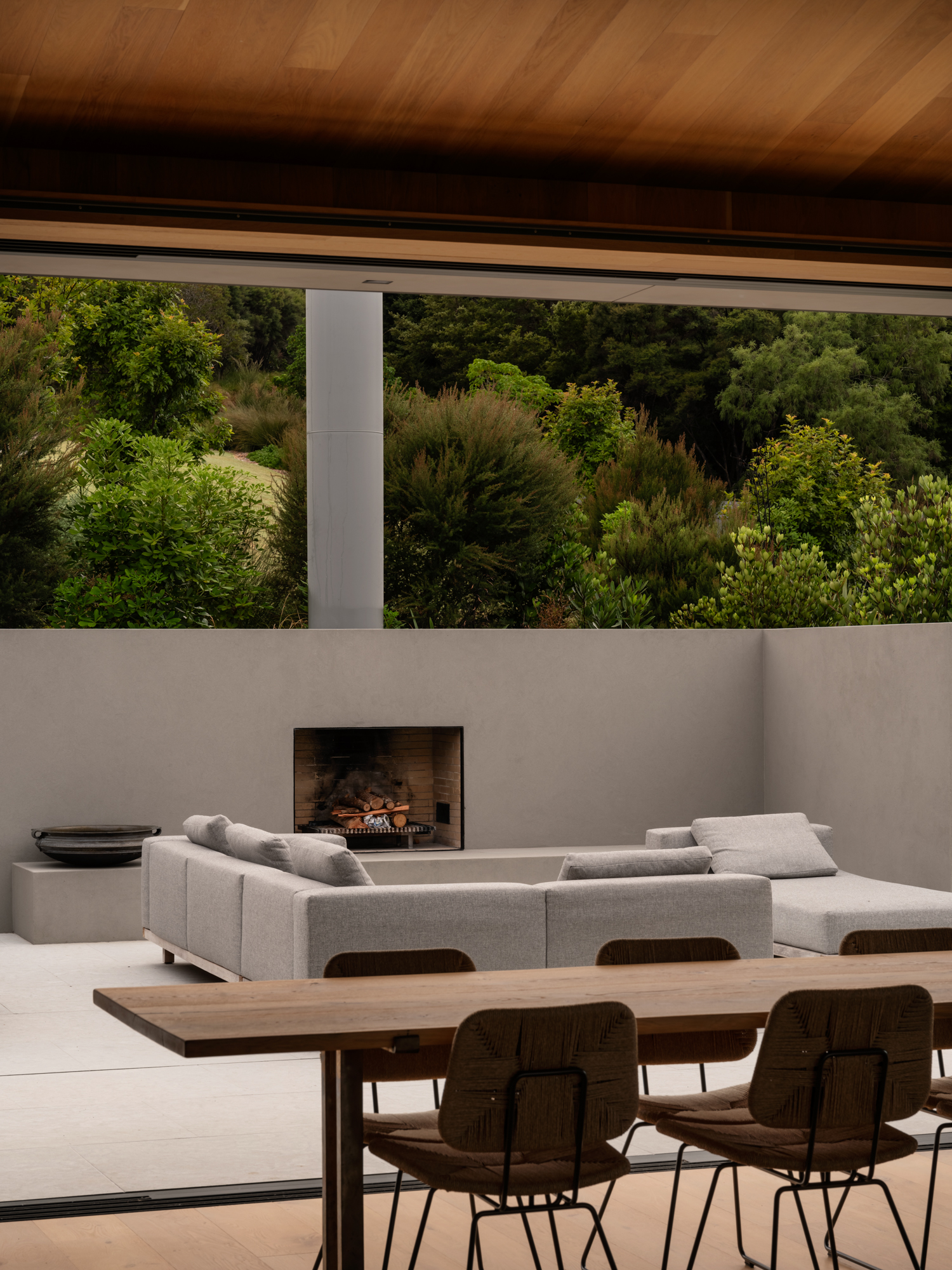 Brahminy House by Harley Graham Architects - Issue 14 Feature - The ...
