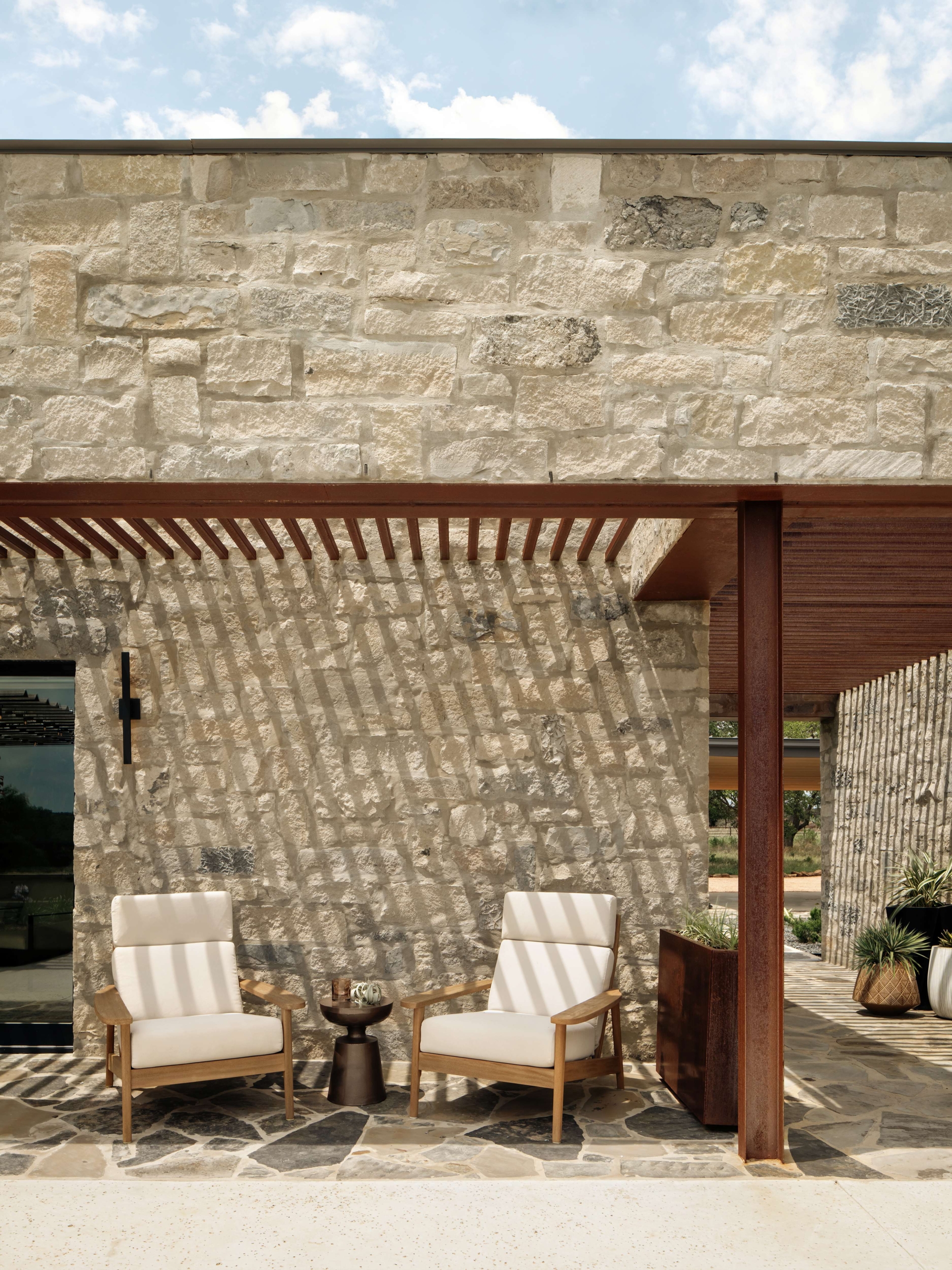 Mason Residence by Michael Hsu Office of Architecture - The Local Project