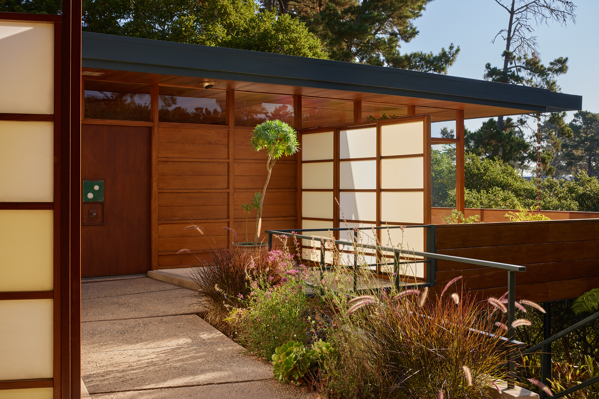 Monterey Home by Studio Michael Hilal - The Local Project