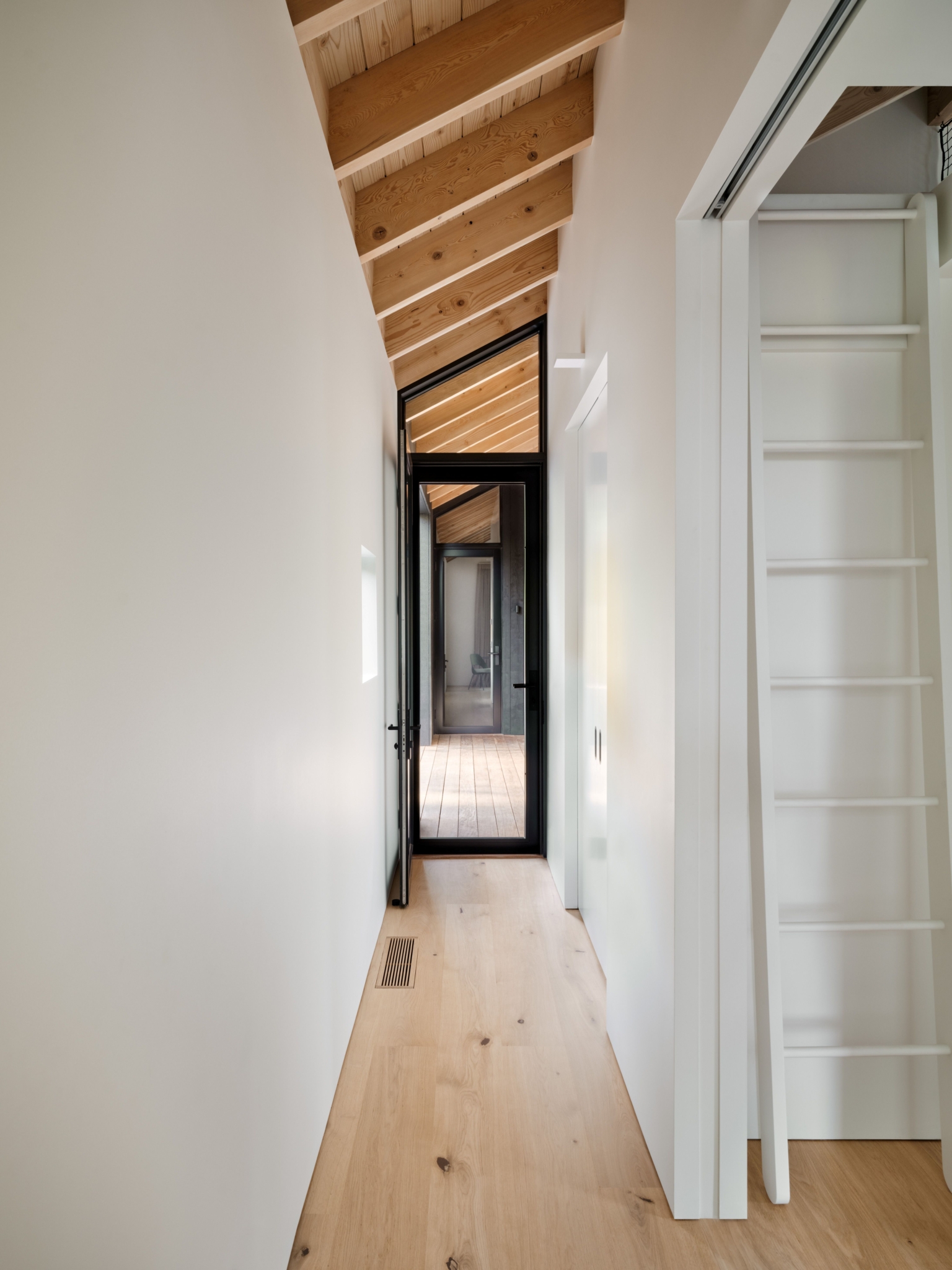Kent House by Brent Buck Architects - The Local Project