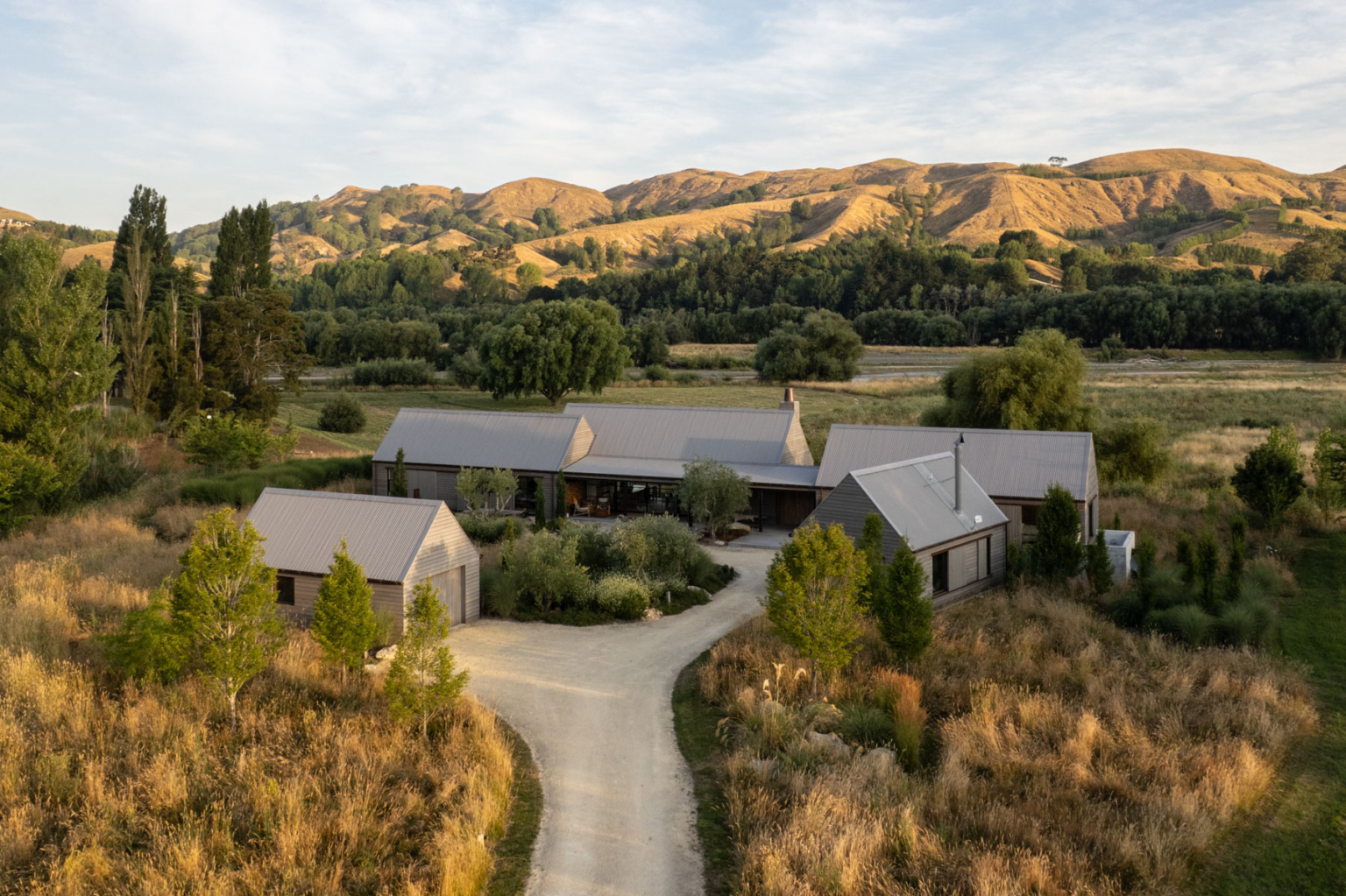 Riverside Barn by Kyle Porter Architects - Issue 19 Feature - The Local ...